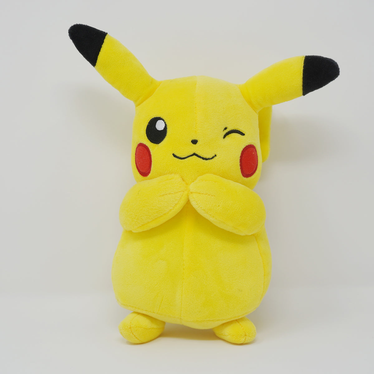 (No Tags) Small Pikachu Winking Plush - Pokemon – Mary Bear