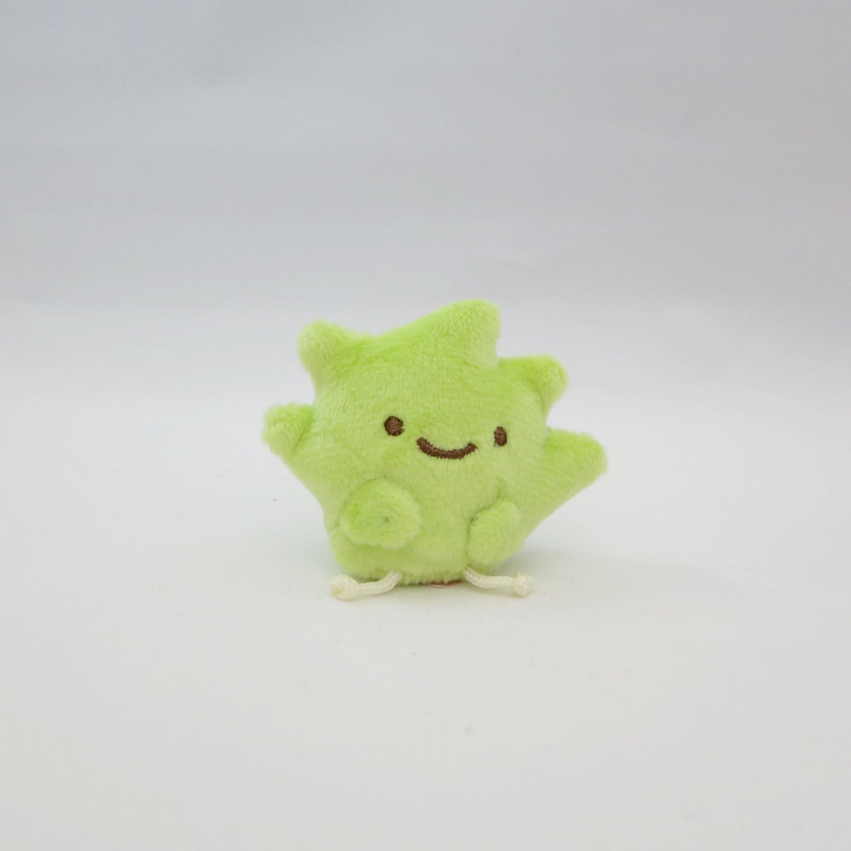 Weed (Zassou) Small Tenori Plush - Sumikkogurashi – Mary Bear